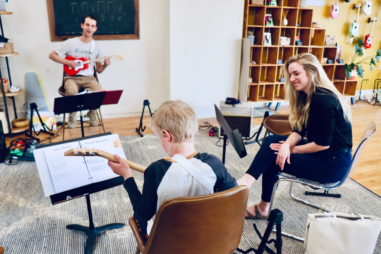 Riverside Guitar School